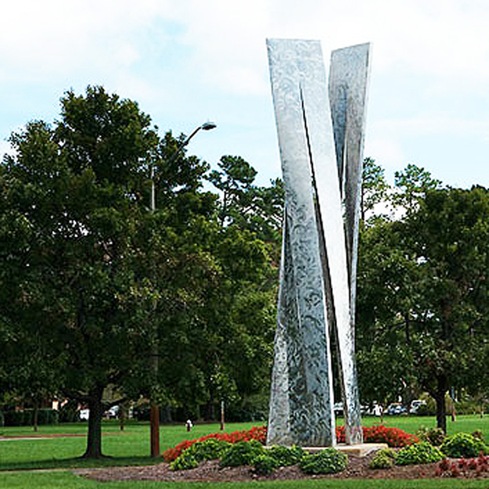 Izar Bruce White – Newport News Public Art Foundation